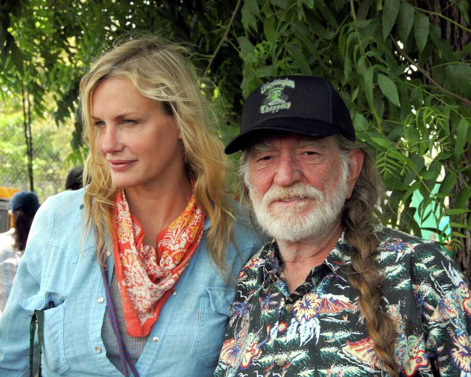 Then and now: Daryl Hannah turns 55 - seattlepi.com