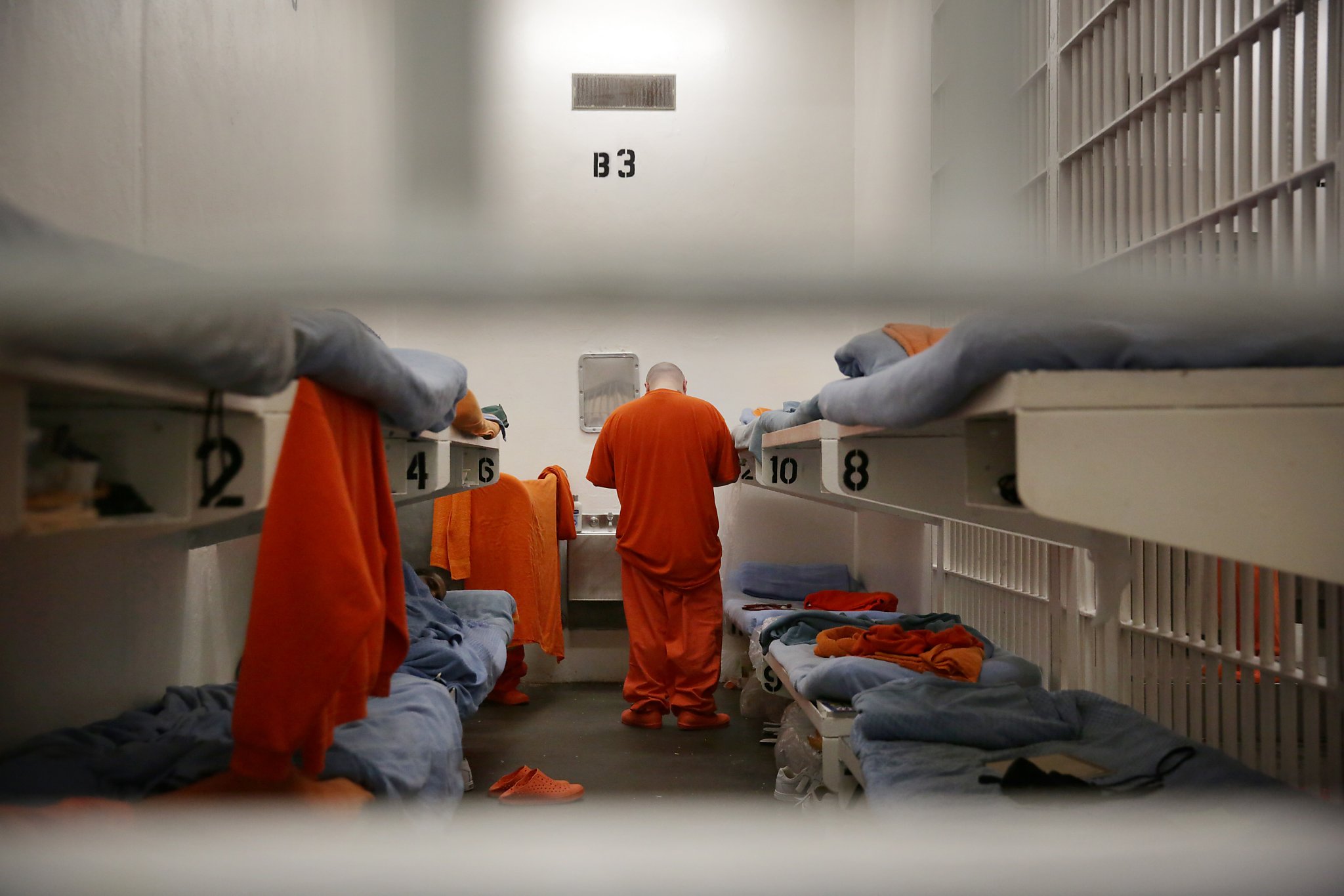 Mayor to OK Peskin taking office in time for crucial jail vote