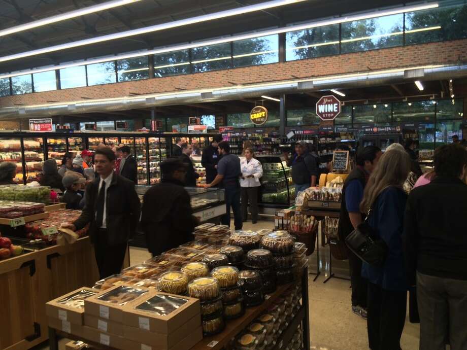 Downtown San Antonio H-E-B opens - San Antonio Express-News