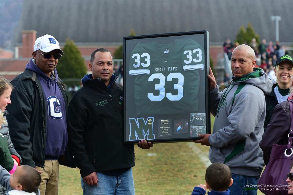 New Milford gridiron club inducts first player into hall of fame