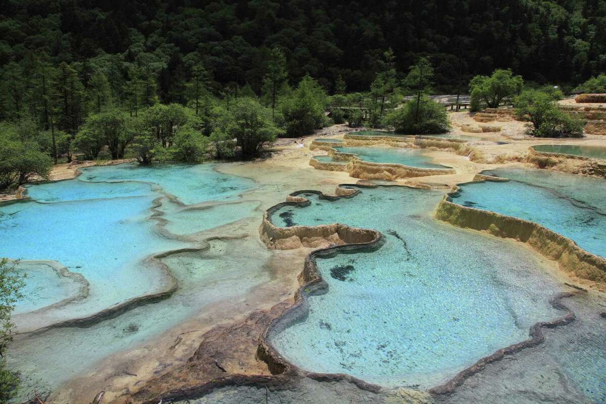 Stunning images of hot springs around the world