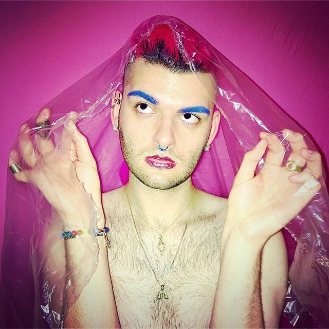 Houston singer Wadé premieres trippy 'Quartz Heart'