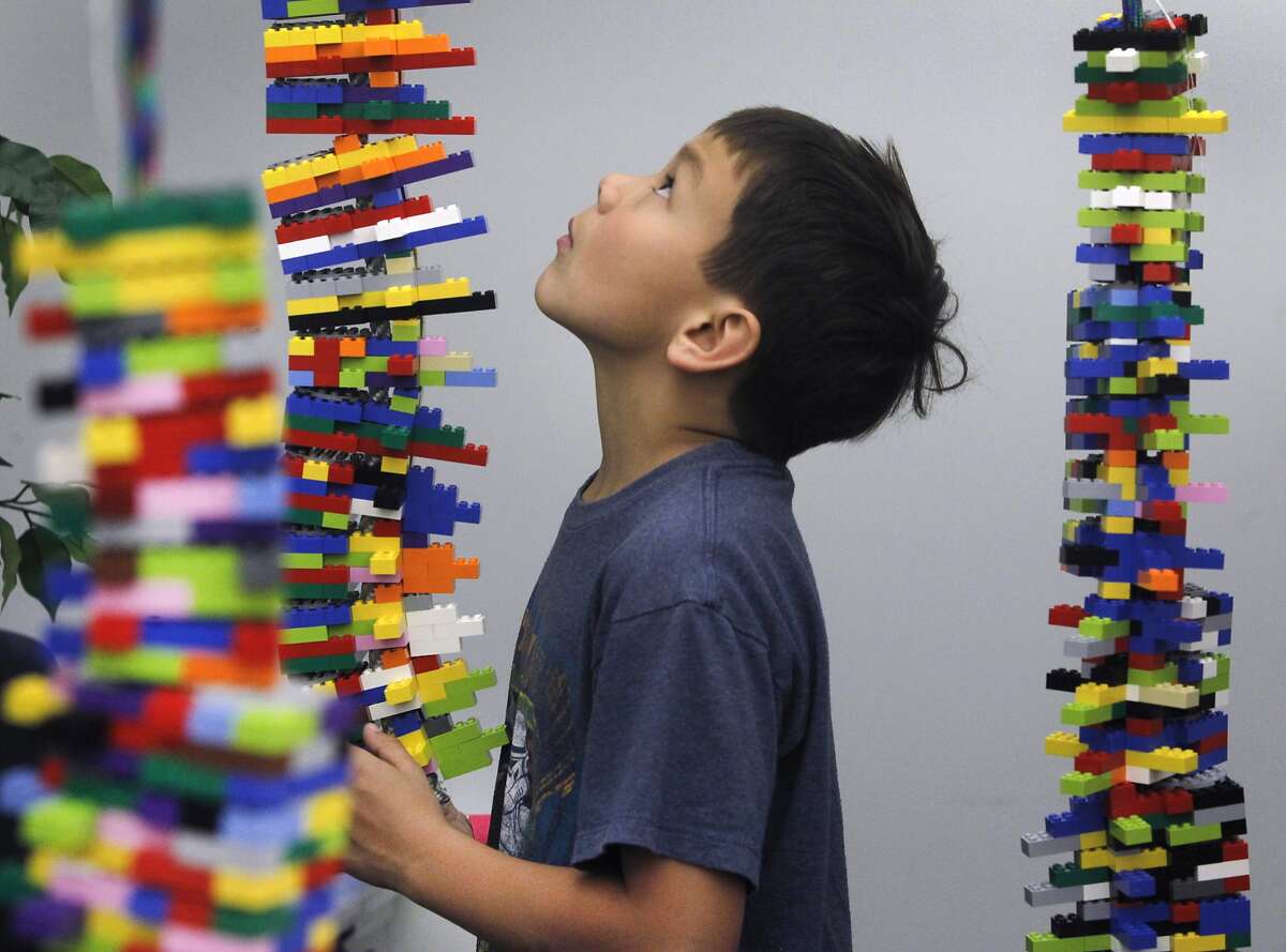 Kids use Legos at Stanford project to learn about tech education
