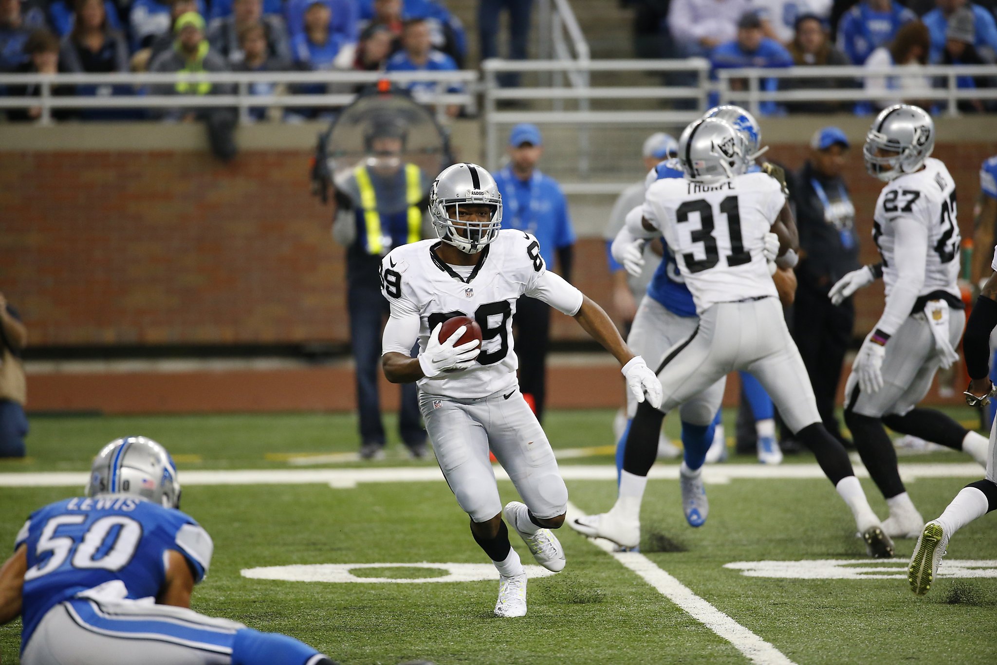 Raiders’ Amari Cooper could spoil Marcus Peters’ homecoming