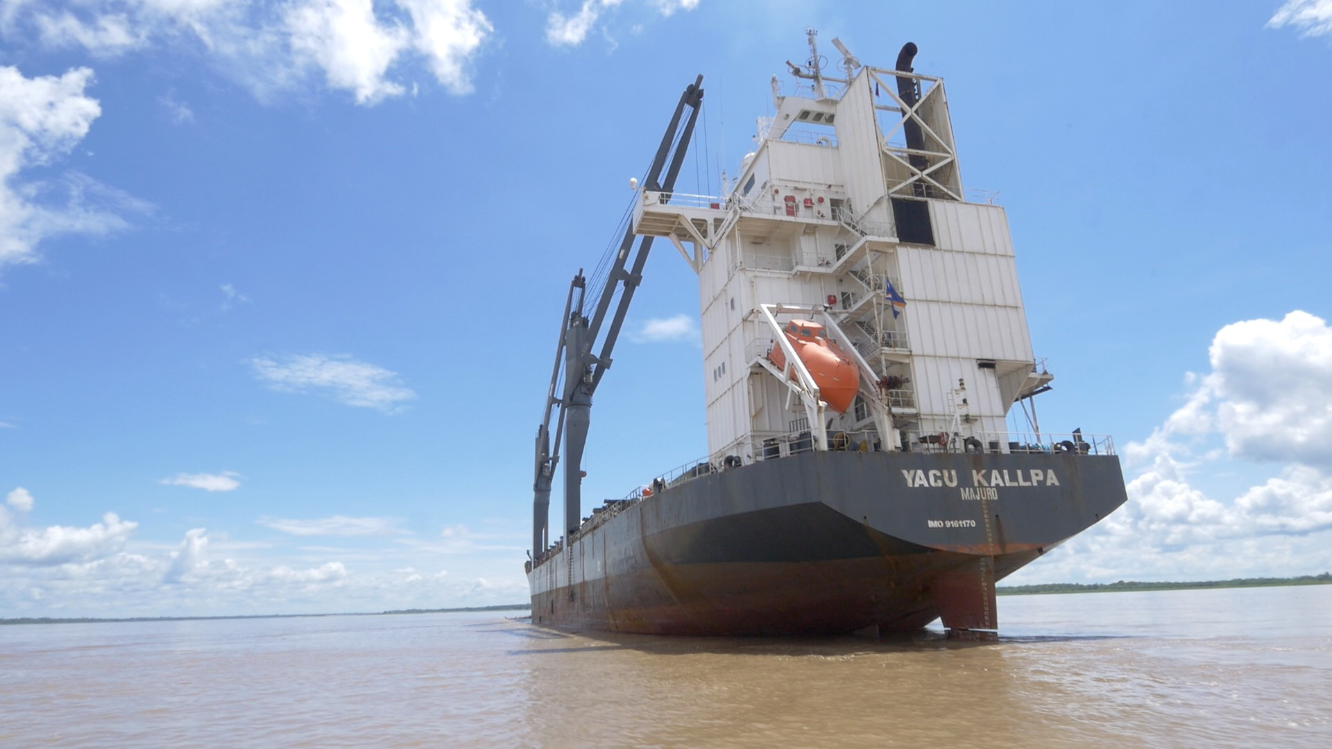 U.S. Customs in Houston blocks import of Amazon rainforest timber