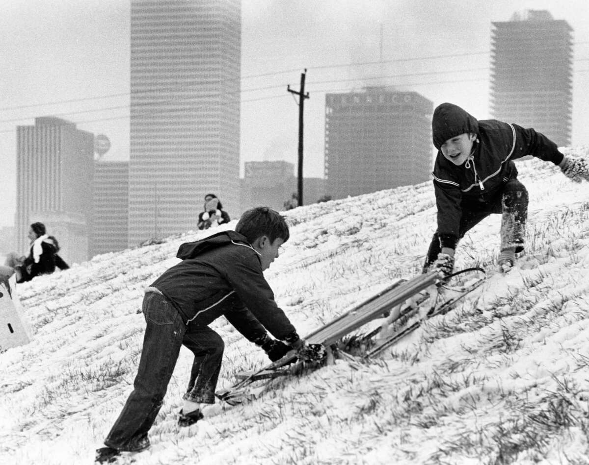 Big snow, big hair, and big dreams: See what Houston looked like in 1973