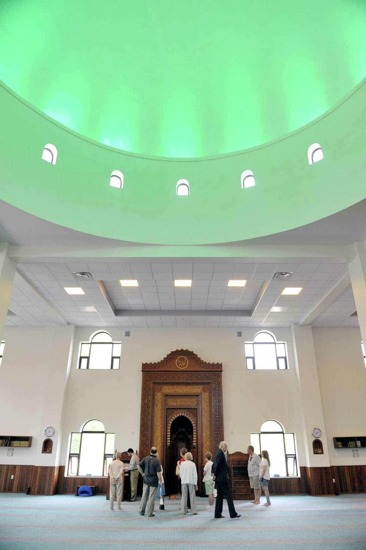 Faces of Faith: Building, understanding together