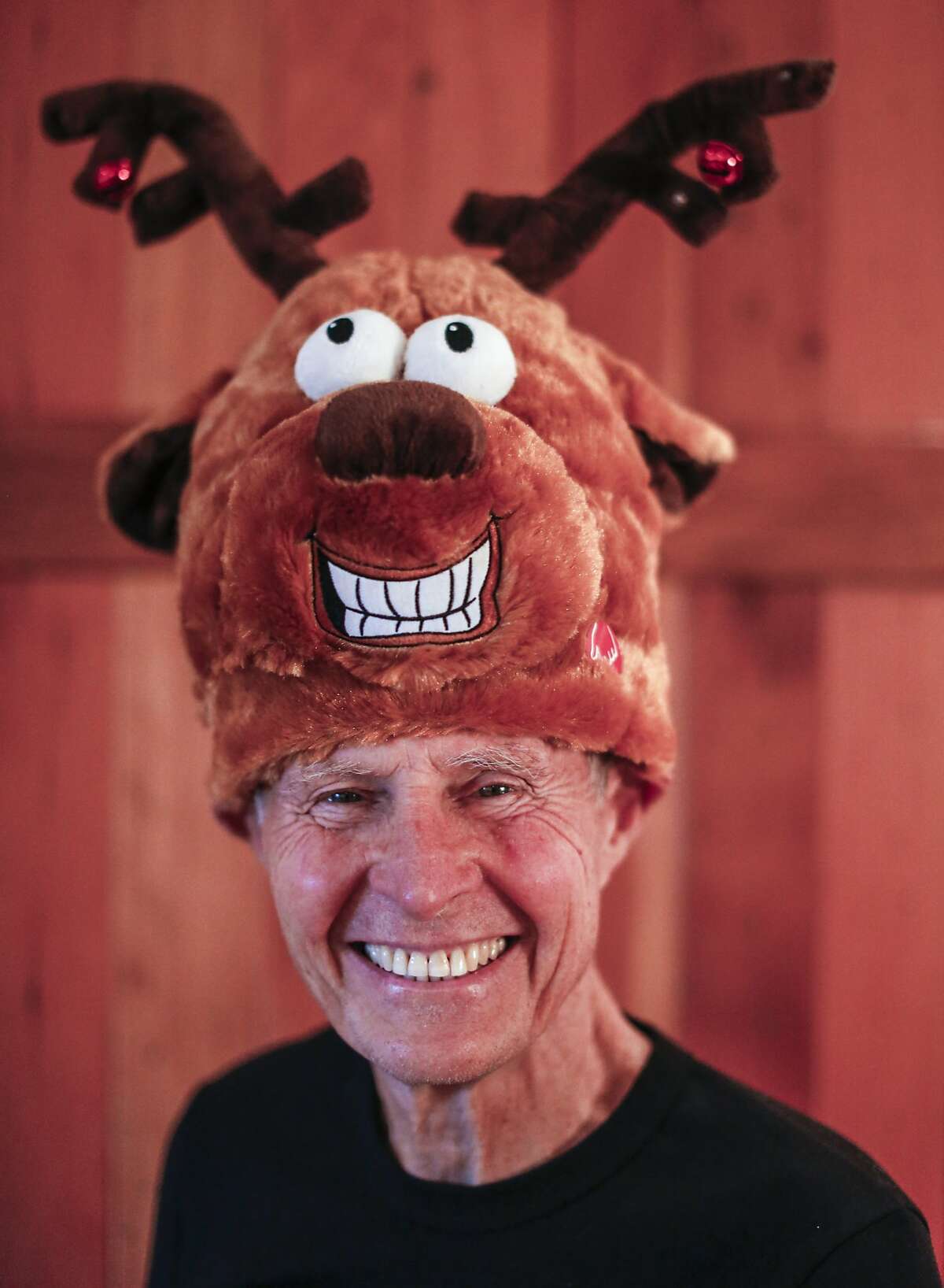 How Dr. Elmo’s hit ‘Grandma Got Run Over by a Reindeer’ took off