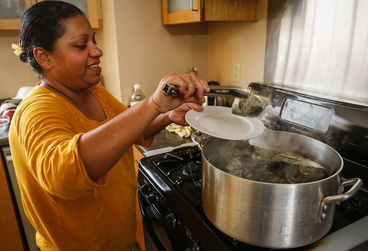 Nicaraguan community’s holiday traditions run deep in the Bay Area