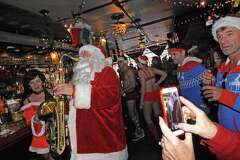 Photos: Warm experience for Santa Speedo Sprinters