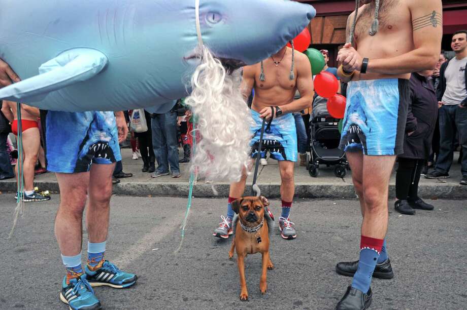 Photos: Warm experience for Santa Speedo Sprinters - Times Union