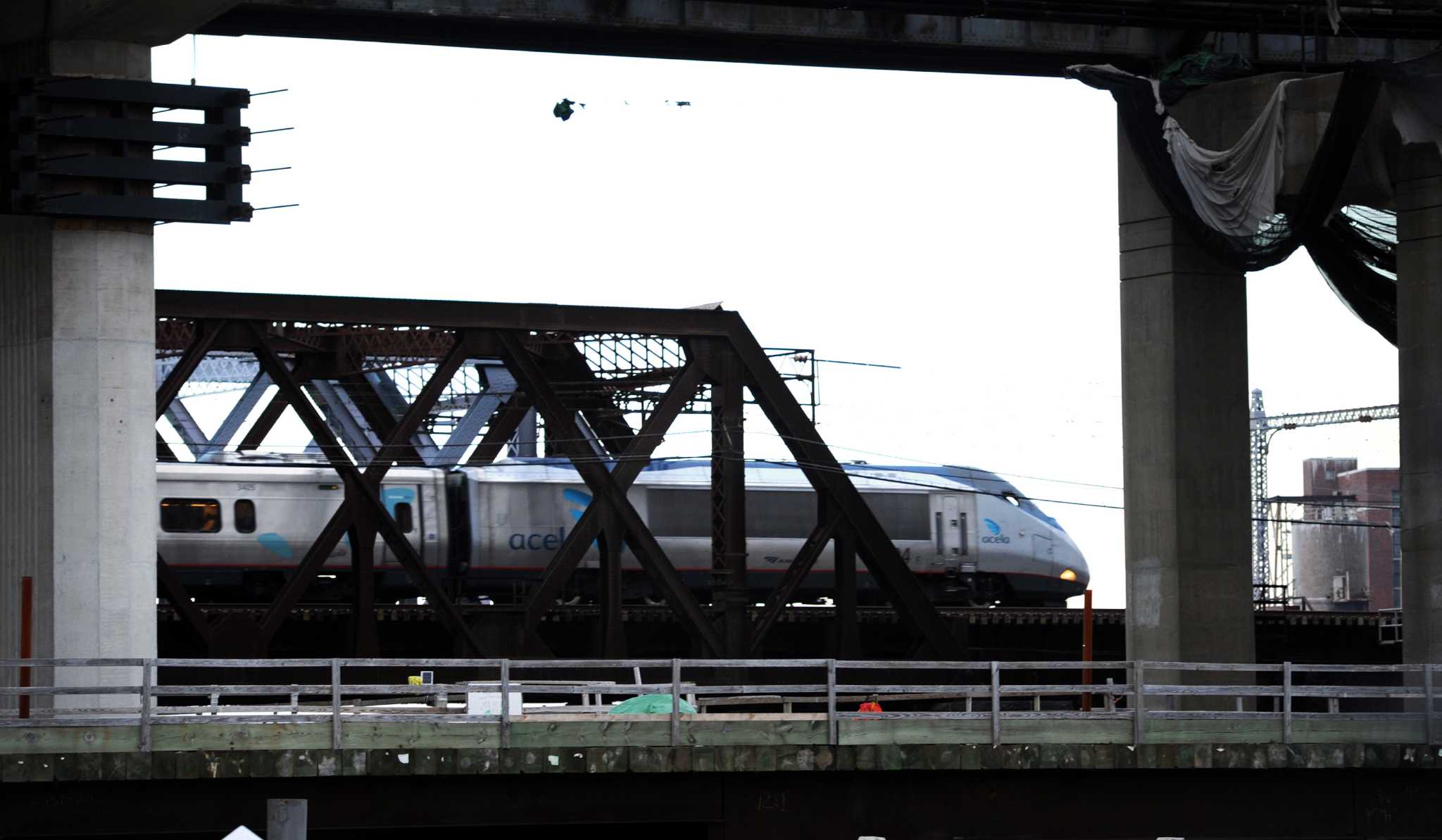 Metro-North: Fire at Devon bridge caused damage to cables, wire