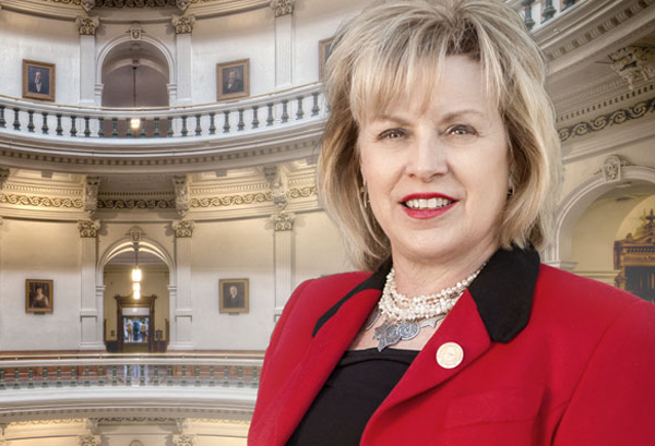 King says her health is strong and she will file for Texas Senate