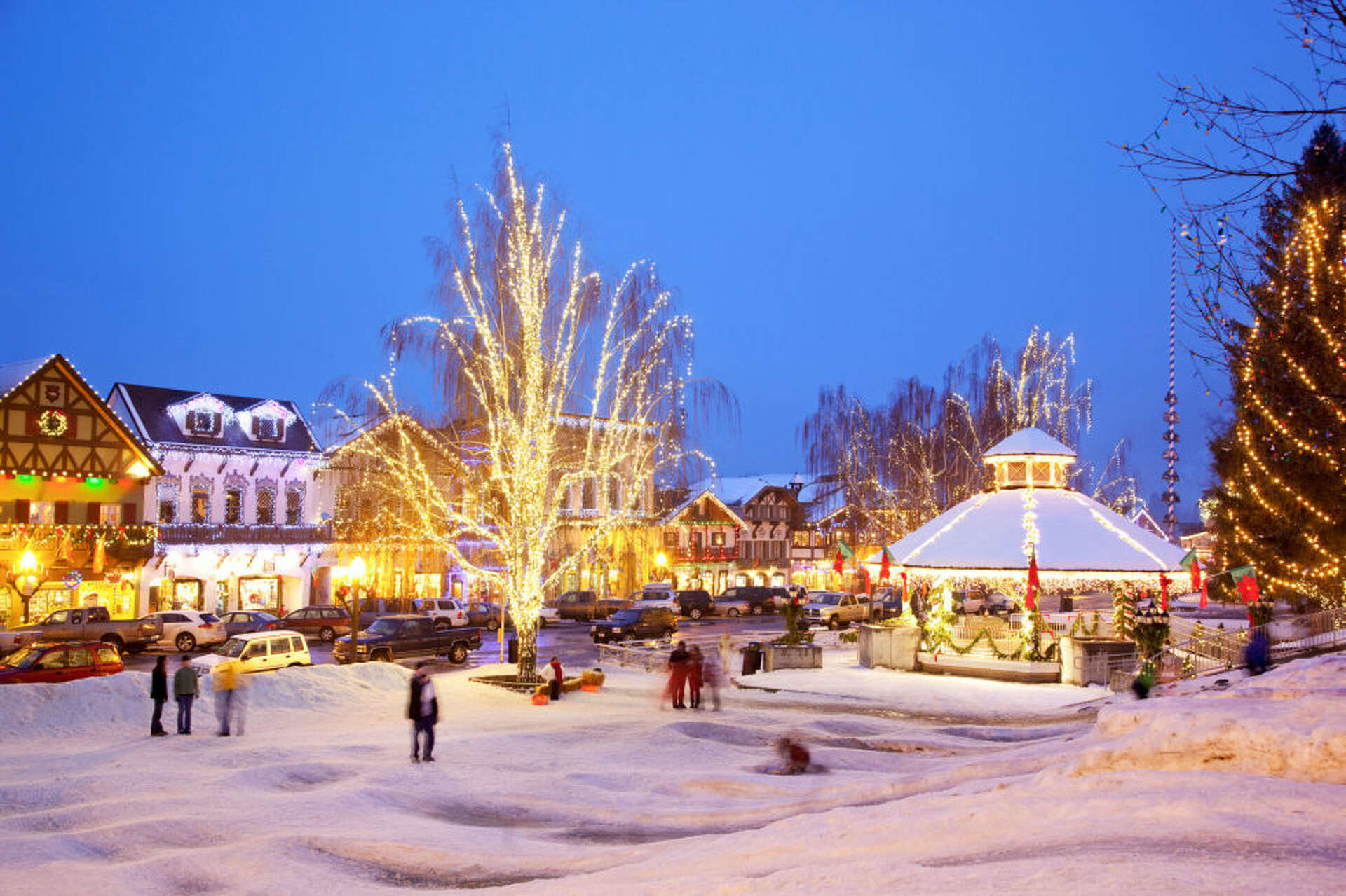 America's 20 best small towns for Christmas