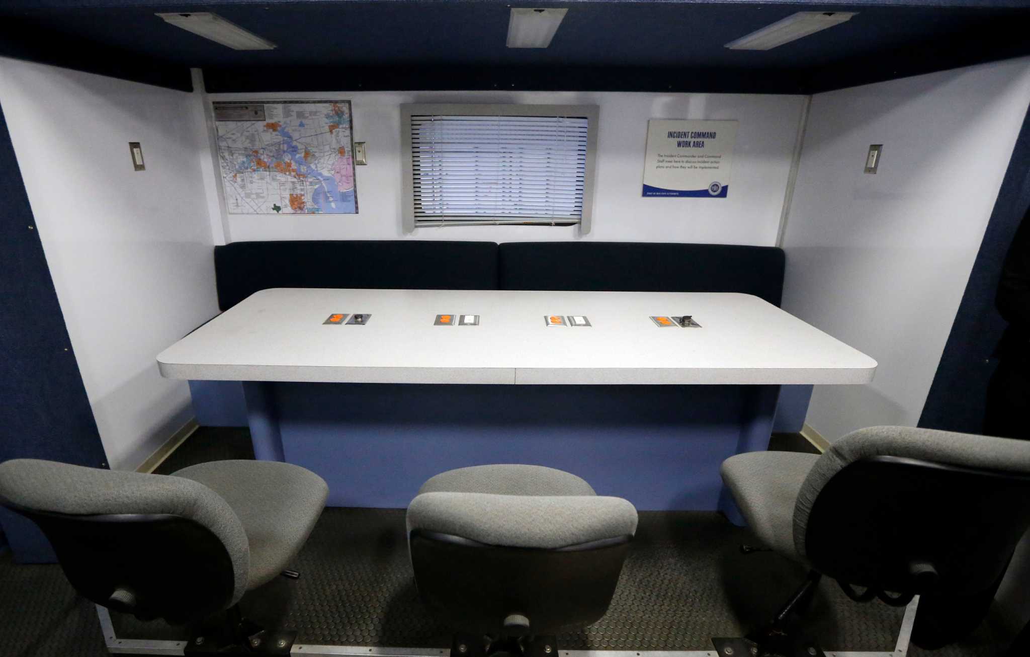 Two new pilot boats win port's OK