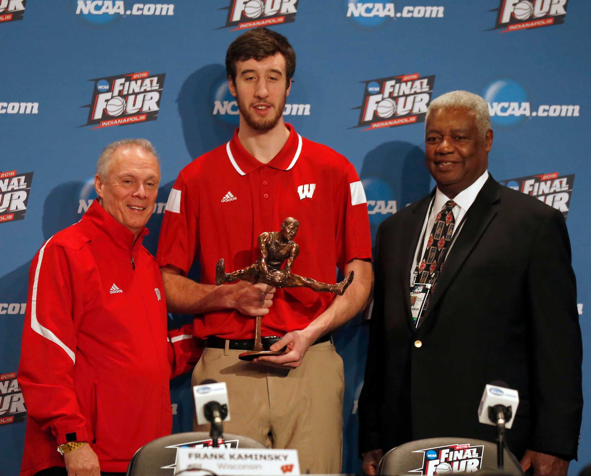 Wisconsin's Ryan decides to retire immediately