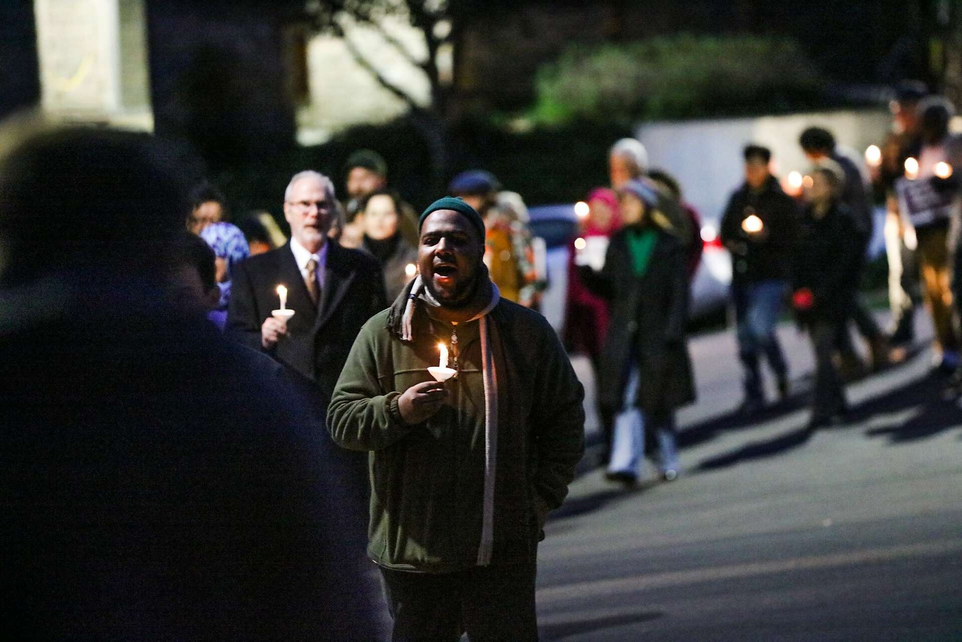 Bay Area Muslims, facing backlash, try reaching out