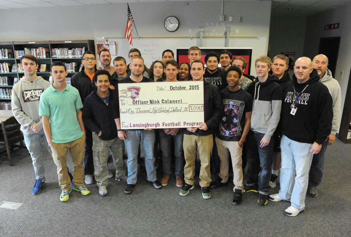 Coaches help cop in need