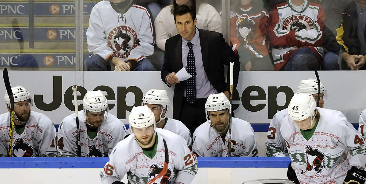 Altamont native, former Albany Devil Jay Leach breaks into coaching