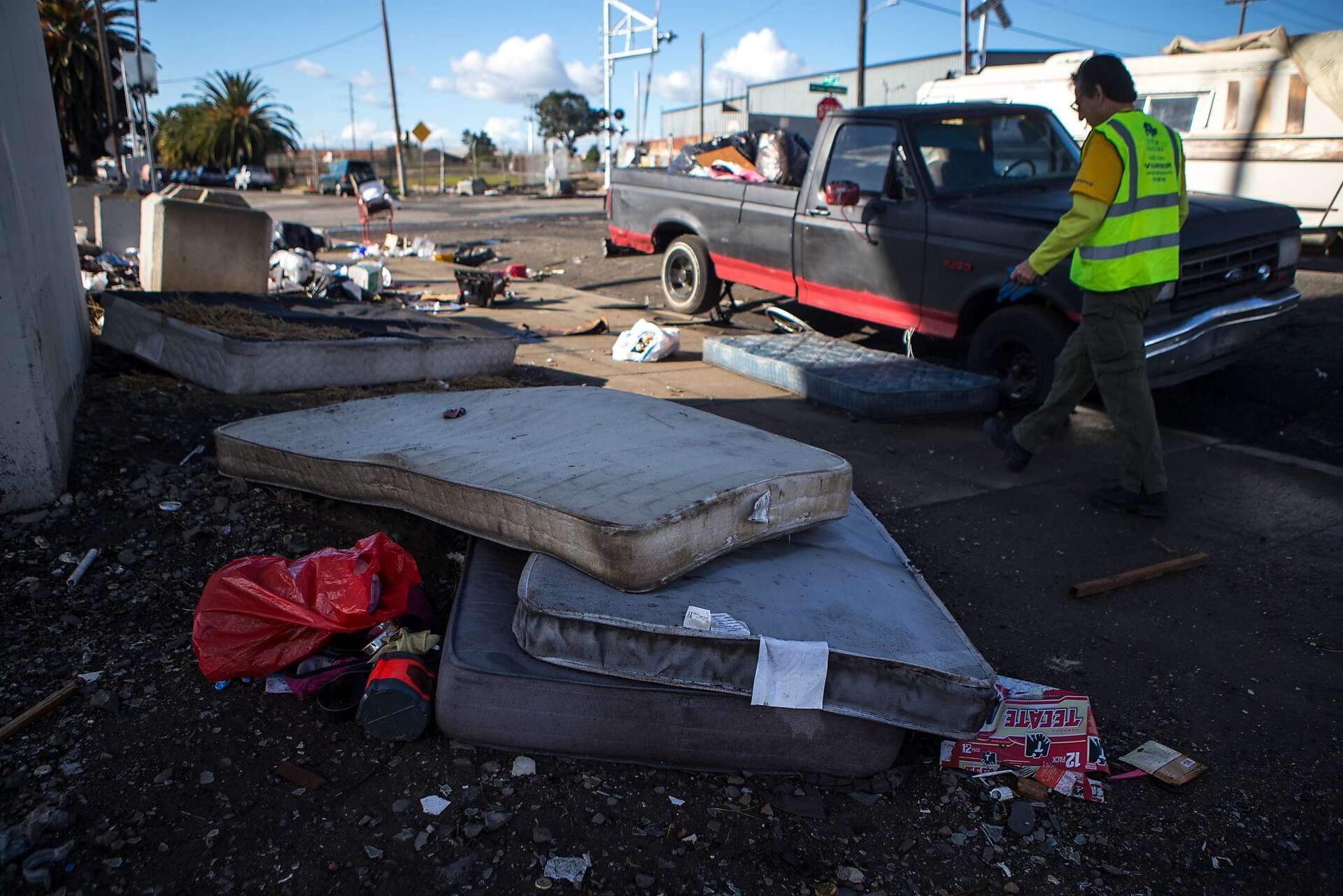 Mattresses a major blight as Oakland struggles to combat dumping