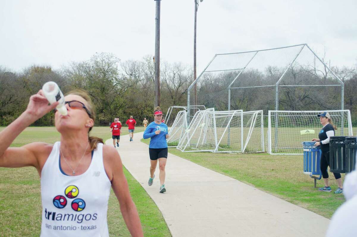 mySpy: Chug and run Beer Mile draws a thirsty crowd