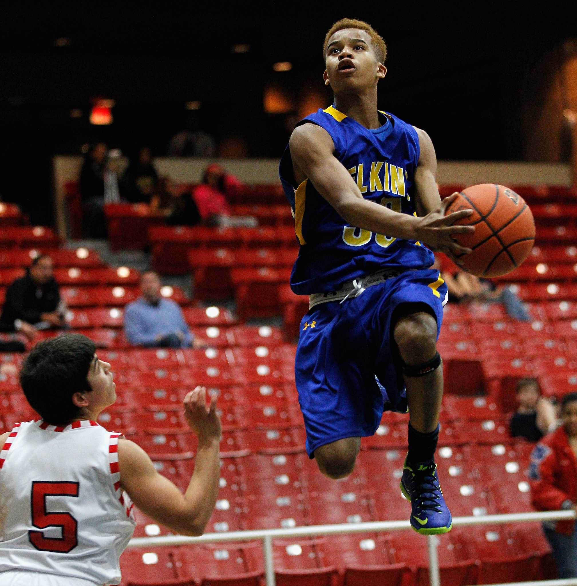 Seniors the force behind Elkins' pursuit of basketball crown