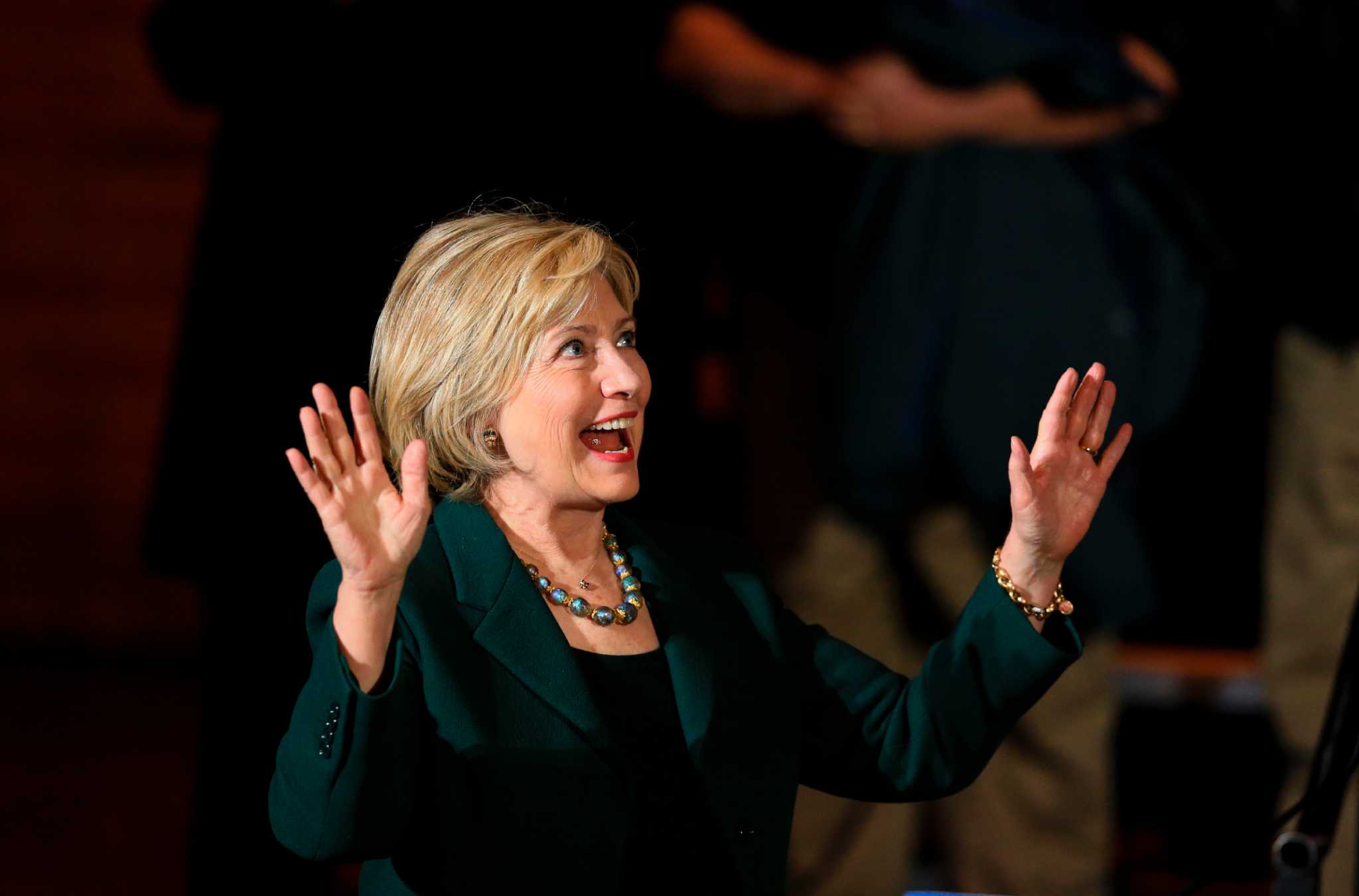 Brooks: Clinton has an imagination problem