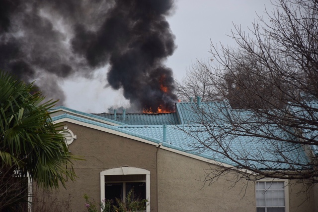 At least five San Antonio families displaced by Christmas Day apartment ...