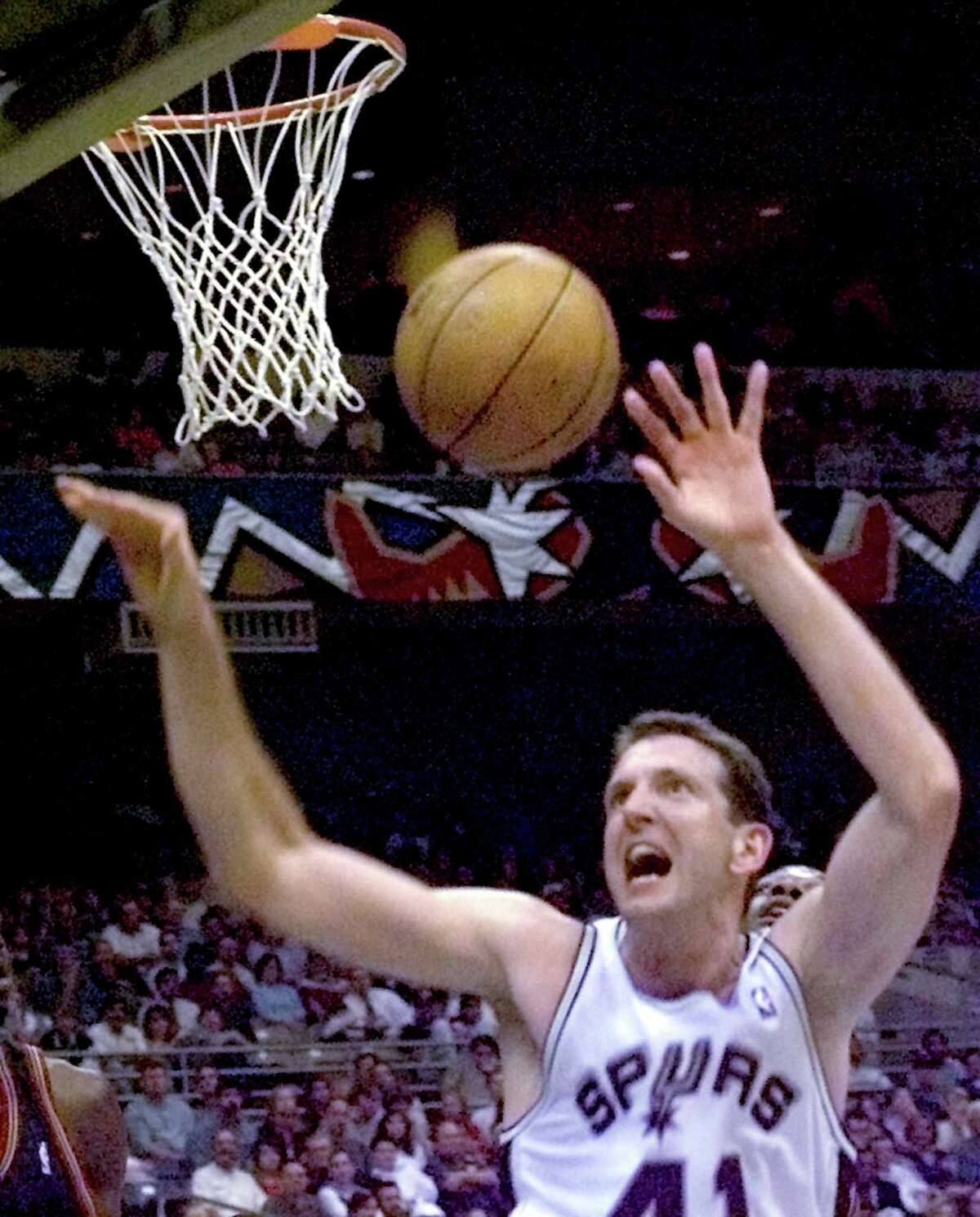 Perdue fondly recalls his time with Spurs