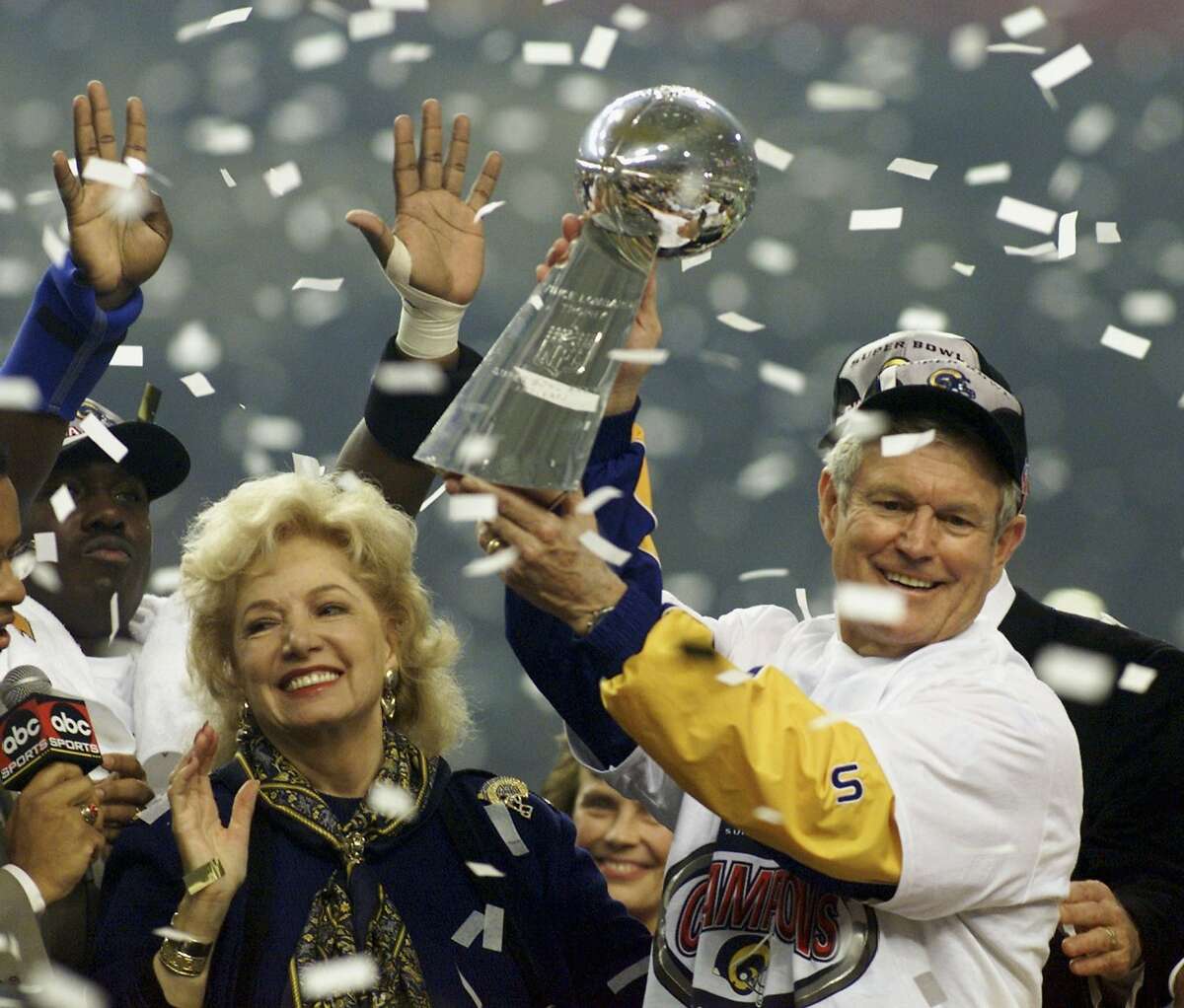 Super Bowl XXXIV: Rams get their title - by inches