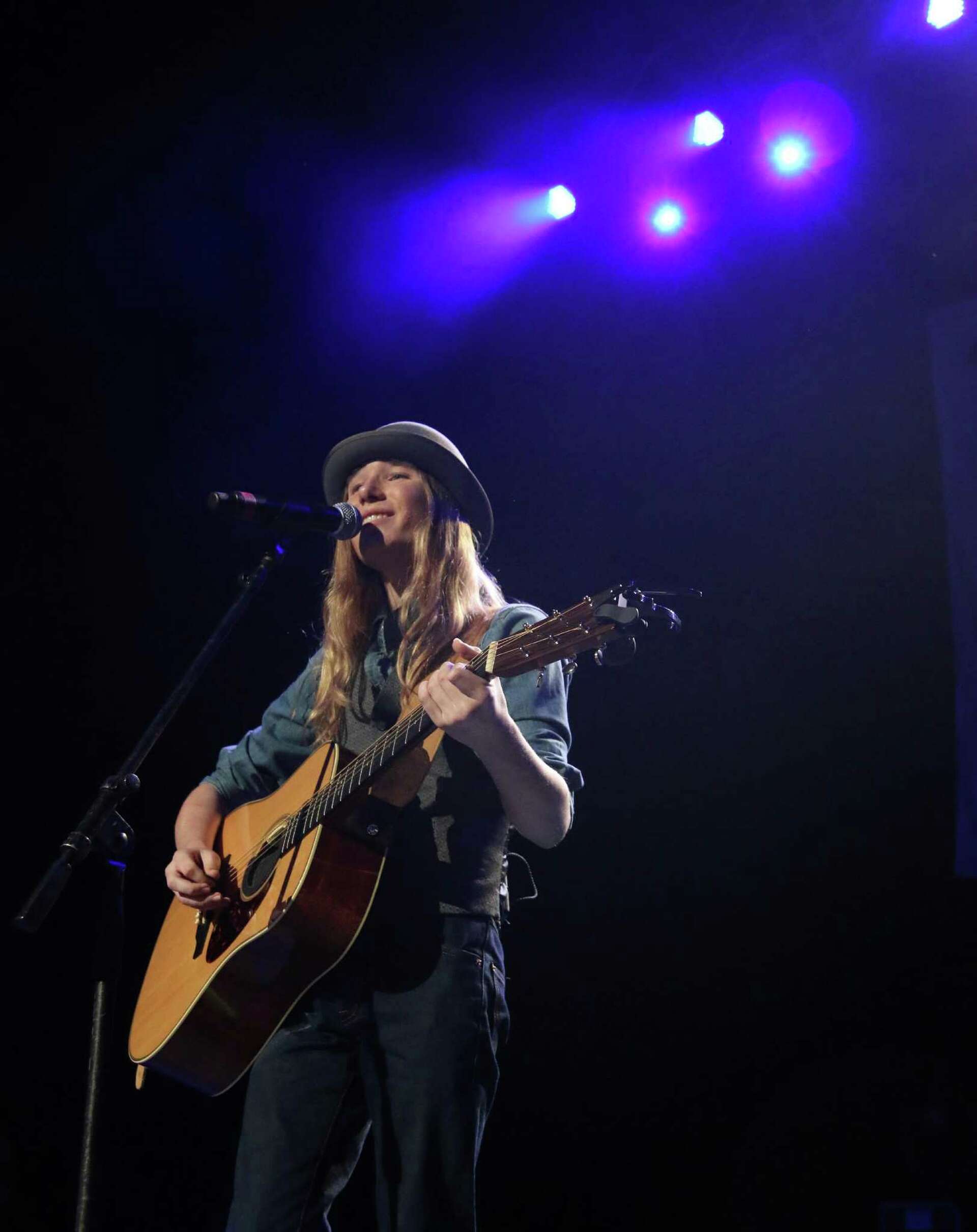 Teen sings way to household name