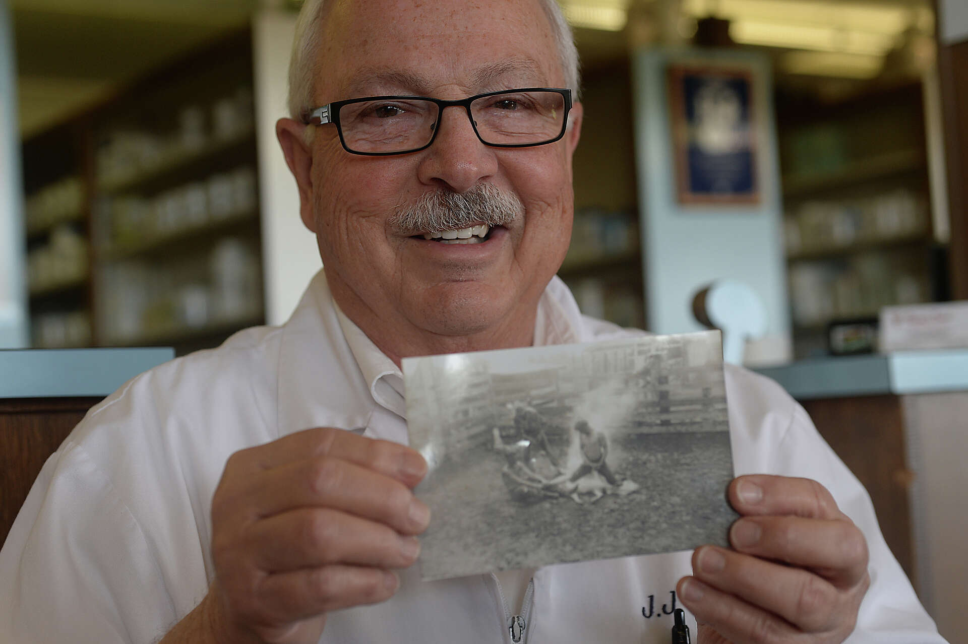 Old photo shows a different side of Bum Phillips