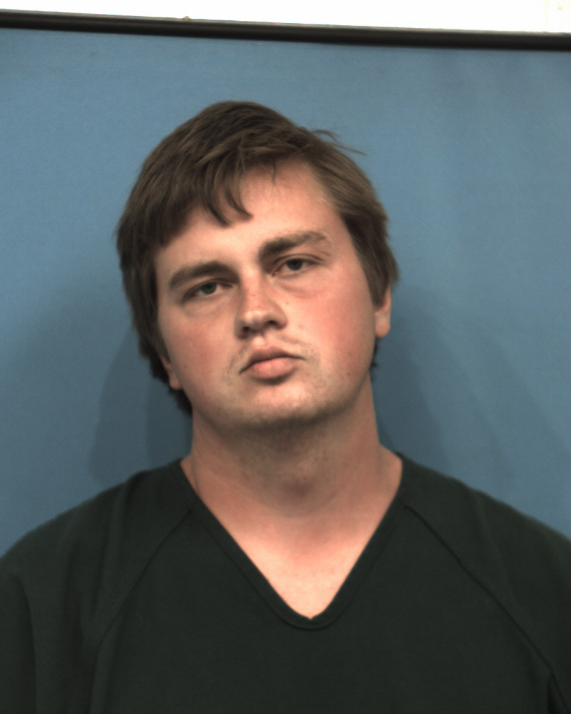 Central Texas man who wore miniskirt while setting bank on fire escapes ...