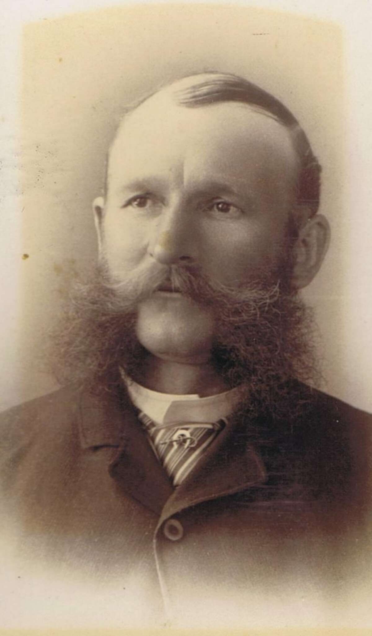 Hairy hipster invasion in San Francisco - beards, barbershops then and now