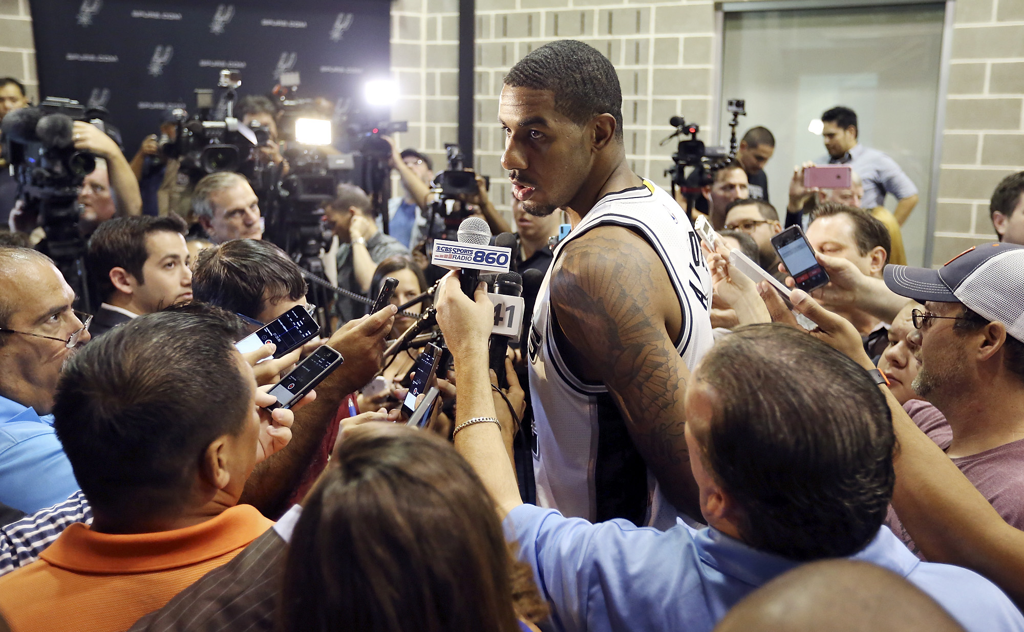 San Antonio Spurs Media Day 2016: Live coverage