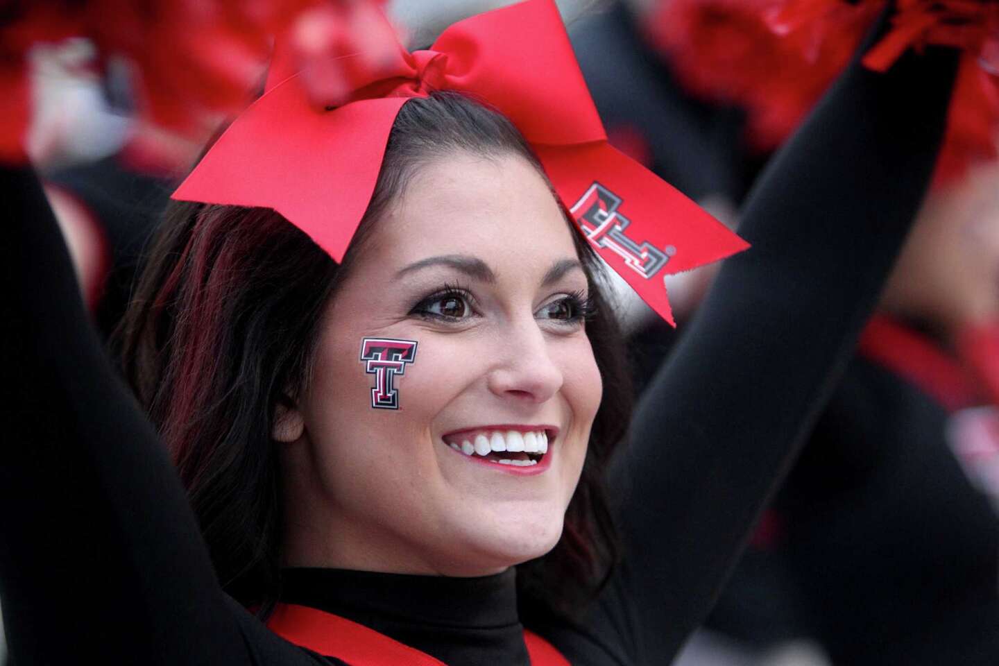 College football cheerleaders from the bowl games
