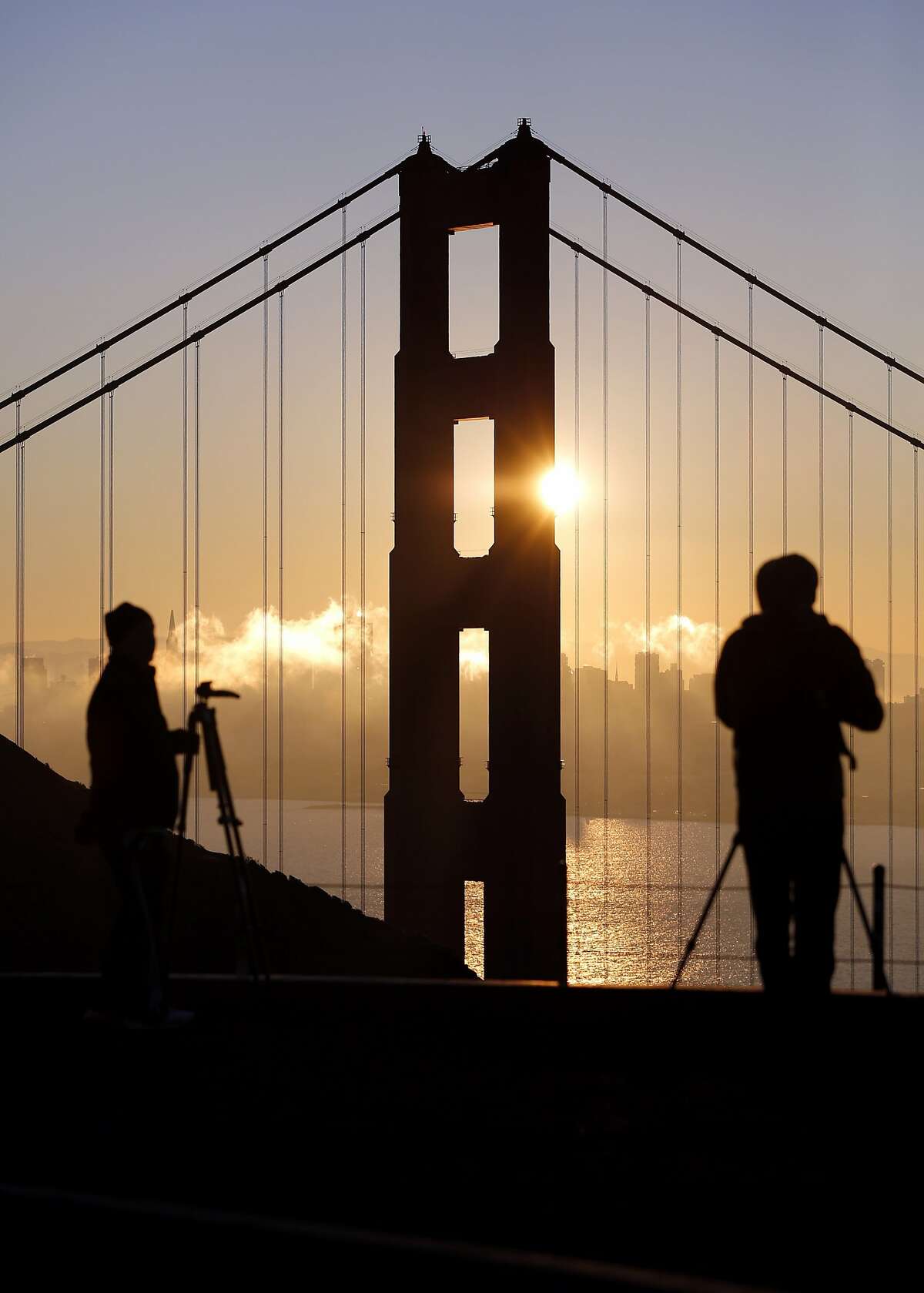'It isn't even gold': Tourists utterly disappointed by the beauty of ...