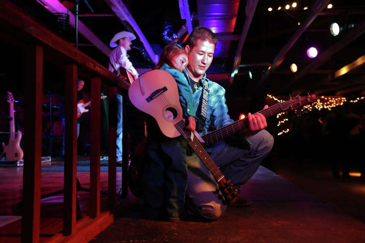 The last days of one of Texas' oldest dance hall brings nostalgia