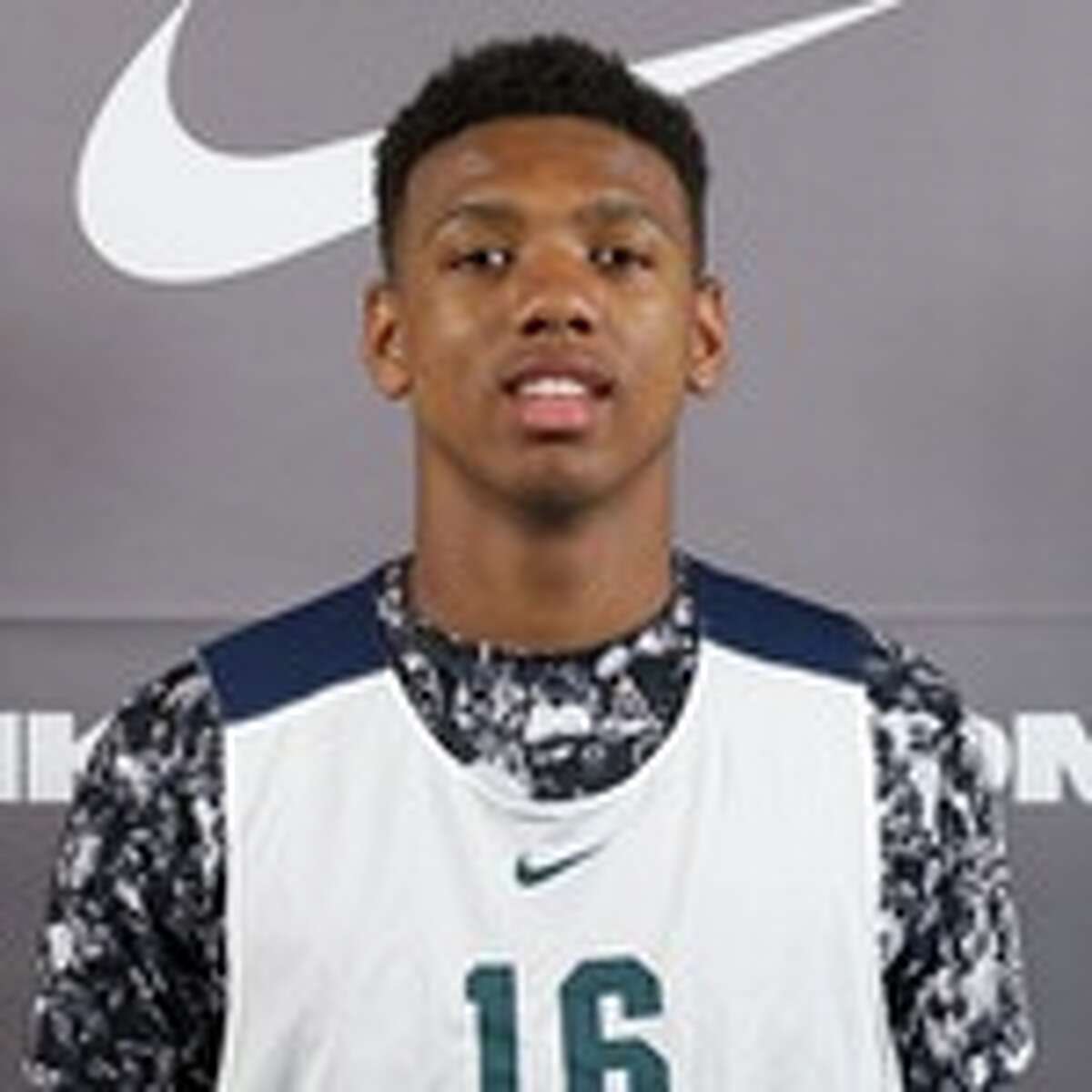 Aldine Davis tries to earn basketball respect for district