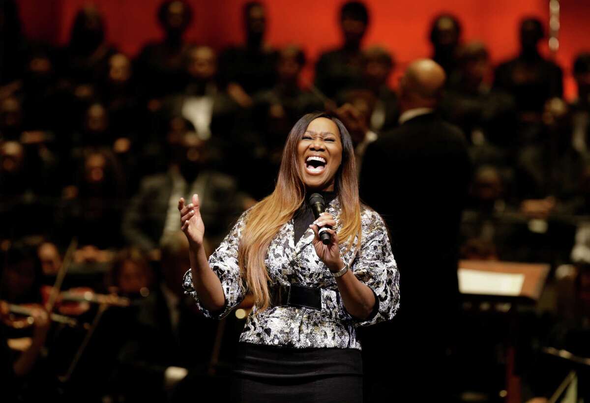 'Yolanda Adams Morning Show' back on radio