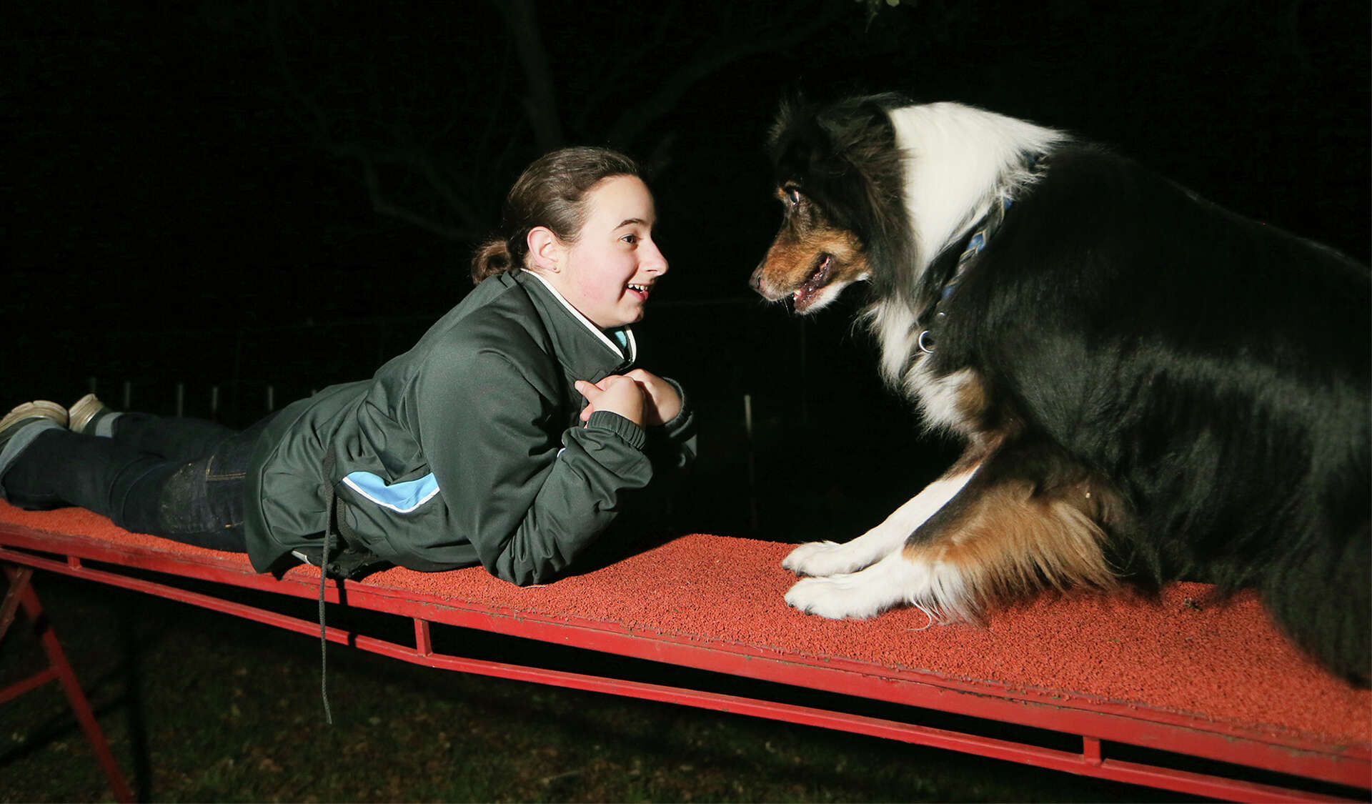 Young dog handler wins second national championship