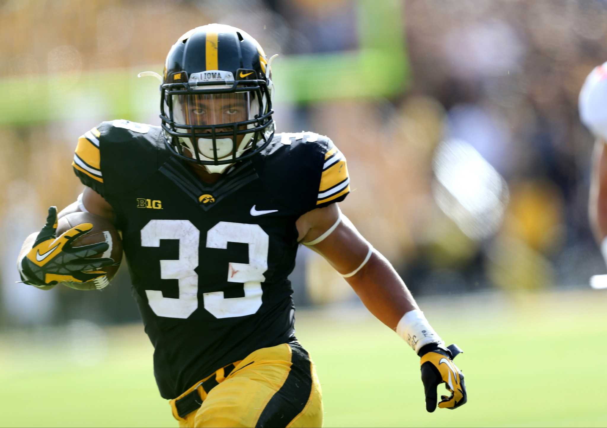 Campus Watch: Jordan Canzeri wraps up stellar career for Iowa football