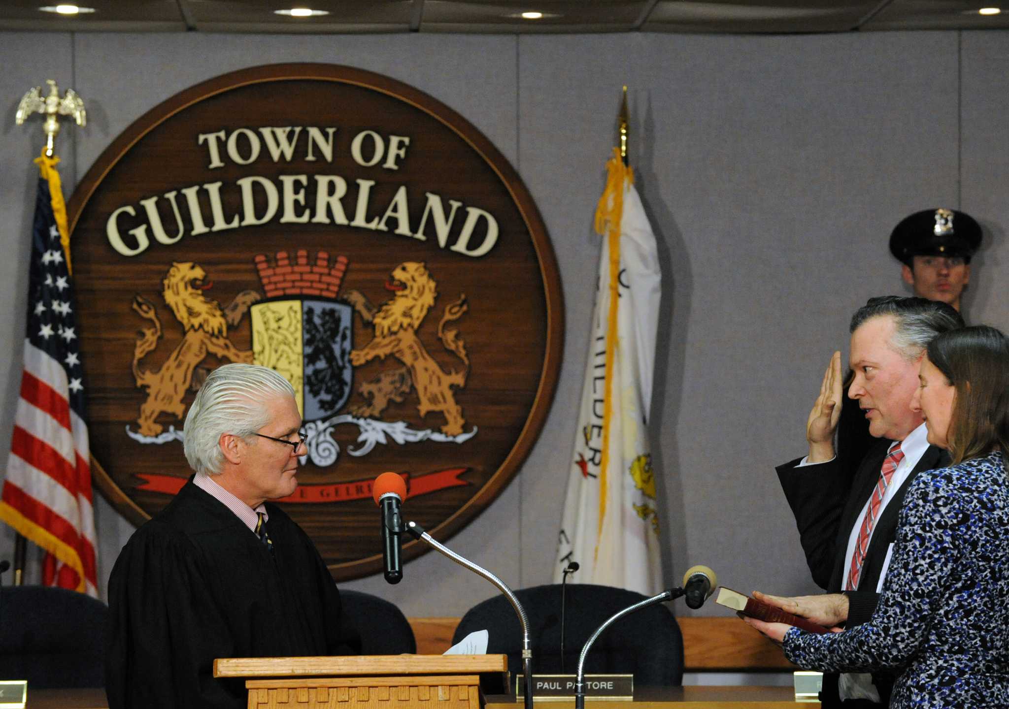Guilderland town leaders sworn in