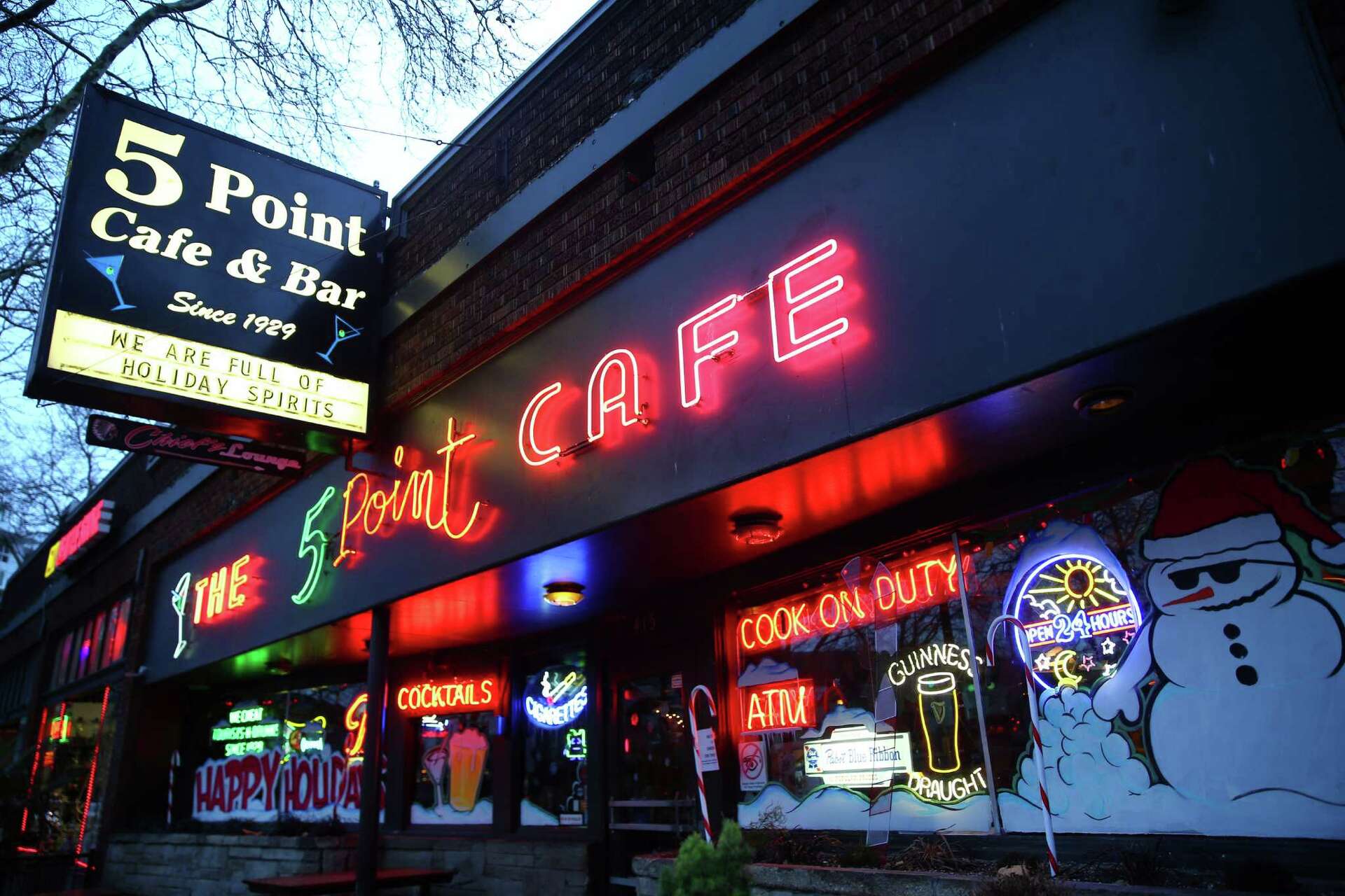 Seattle's favorite dive bars