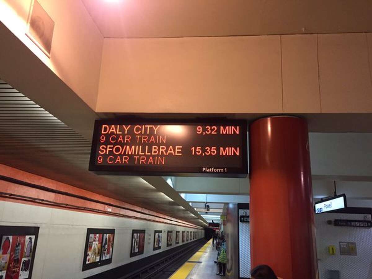Behold! New BART signs are popping up on downtown S.F. platforms