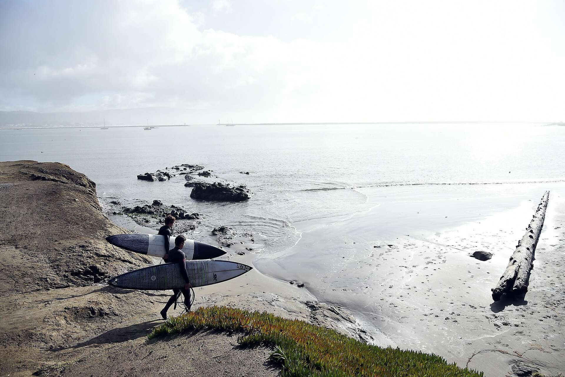 Monster 50-foot waves hit Northern California, professional surfers ...
