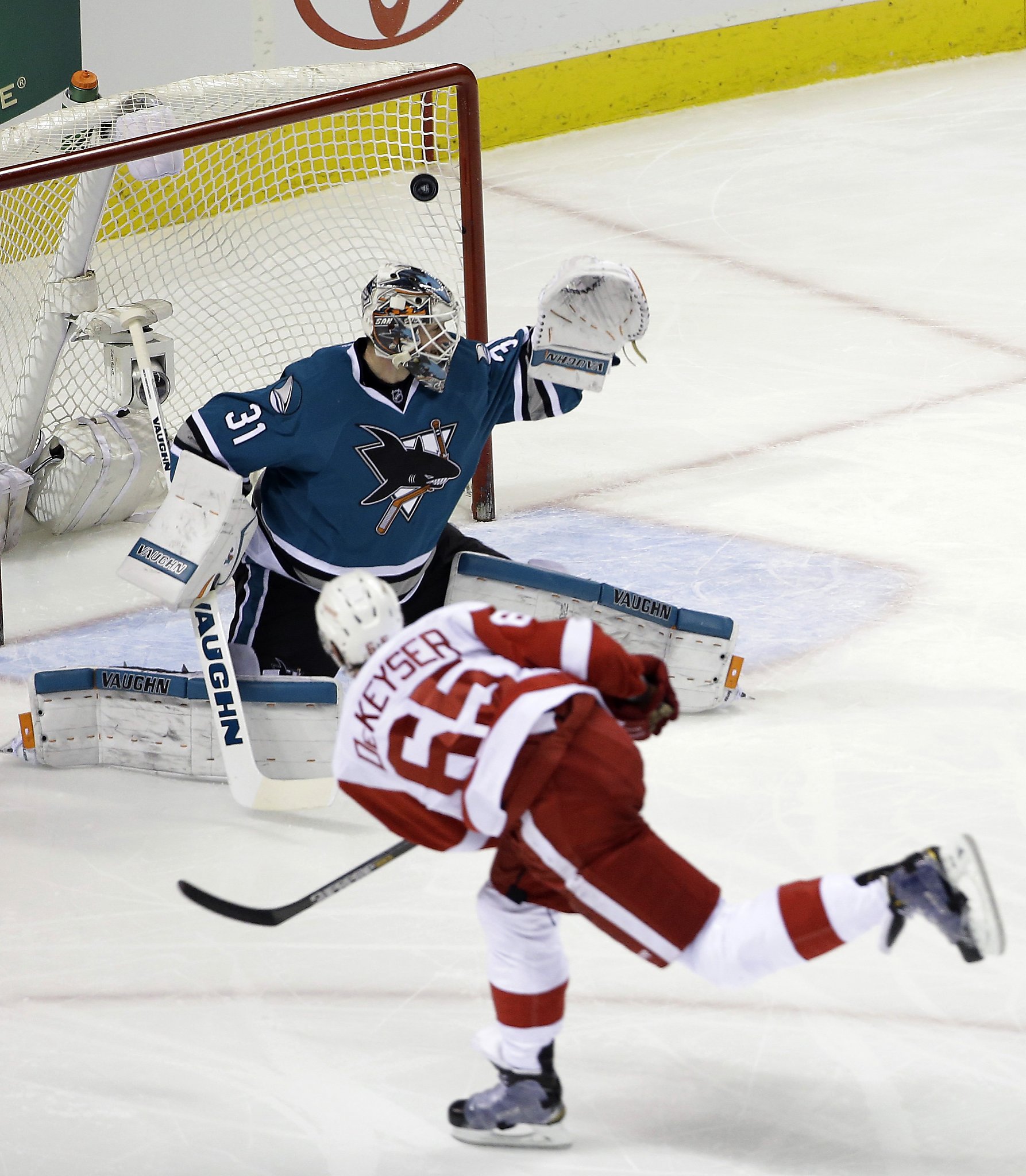 Sharks again find home ice is no advantage