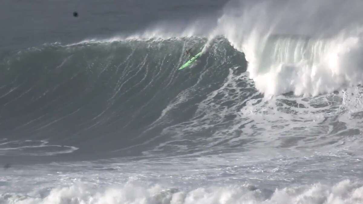 Mavericks big-wave competition set for Friday