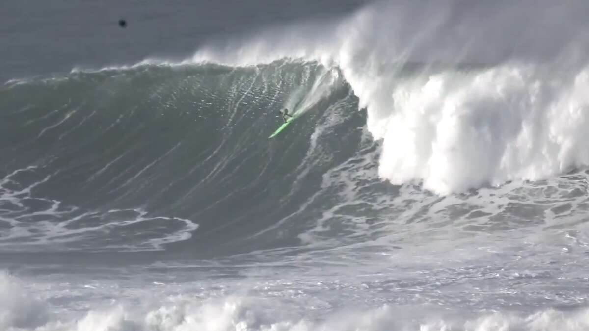 Mavericks big-wave competition set for Friday