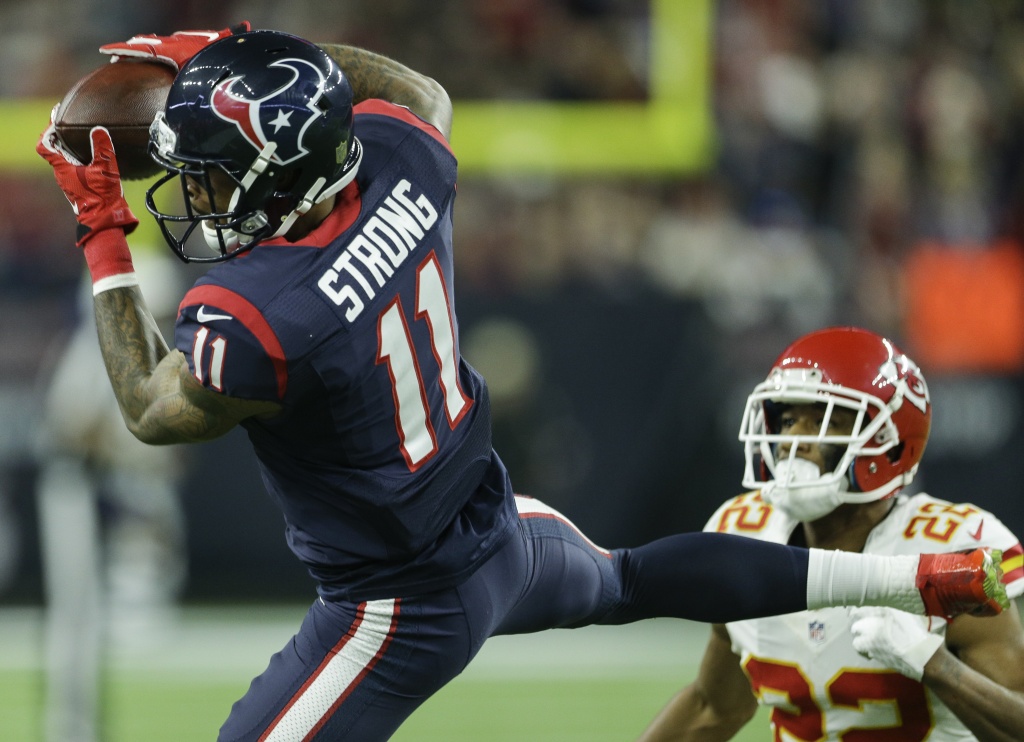 Arrow pointing upward for Texans receiver Jaelen Strong